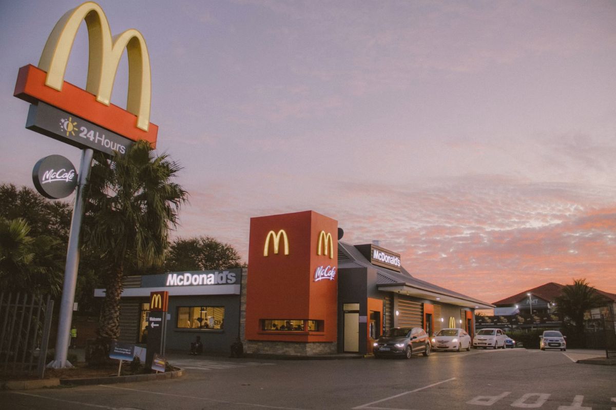 What Time Does McDonald's Stop Serving Breakfast 2026?